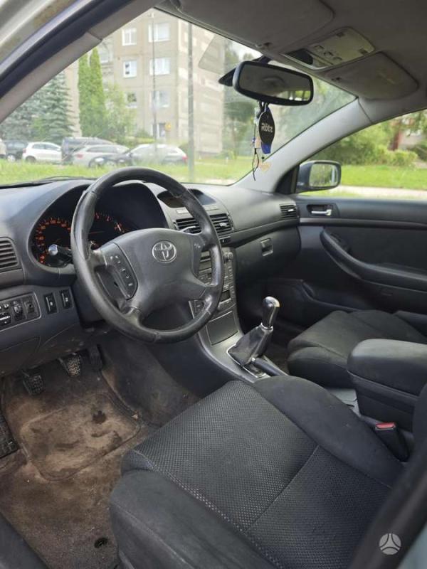 Dzeltens Toyota Avensis 2005 Kauņa, ar dzinēja tilpumu 2.00 L un nobraukumu 523 tūkst. km par 450 €, foto 9 vietnē AUTOMOTO.COM.LV