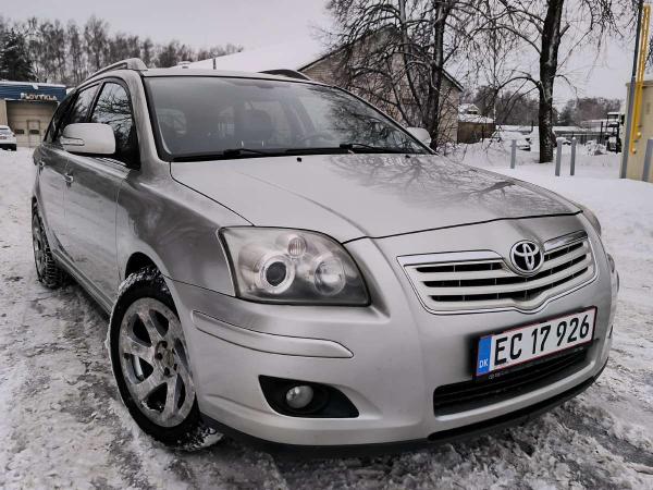 Dzeltens Toyota Avensis 2008 Trakai, ar dzinēja tilpumu 2.00 L un nobraukumu 316 tūkst. km par 1490 €, foto 9 vietnē AUTOMOTO.COM.LV