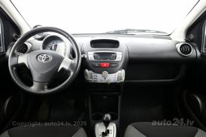 Черный Тойота Айго 2012 в Таллин, объемом двигателя 1.00 л и пробегом 126 тыс. км за 2499 €, фото 6 на AUTOMOTO.COM.LV