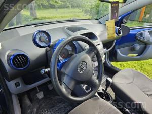 Zils Toyota Aygo 2007 Jēkabpils, ar dzinēja tilpumu 1.00 L un nobraukumu 248 tūkst. km par 1550 €, foto 9 vietnē AUTOMOTO.COM.LV
