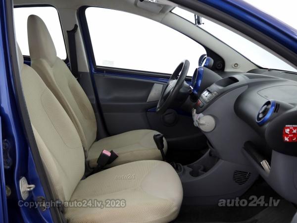 Синий Тойота Айго 2008 в Таллин, объемом двигателя 1.00 л и пробегом 149 тыс. км за 1699 €, фото 6 на AUTOMOTO.COM.LV