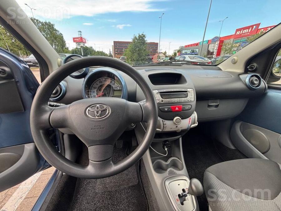 Blue Toyota Aygo 2008 in Riga, with an engine capacity of 1.00 L and mileage of 100 thousand km for 3500 €, photo 9 on AUTOMOTO.COM.LV