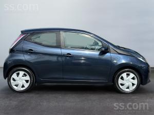 Blue Toyota Aygo 2015 in Riga, with an engine capacity of 1.00 L and mileage of 105 thousand km for 5620 €, photo 7 on AUTOMOTO.COM.LV