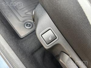 Blue Toyota Aygo 2015 in Riga, with an engine capacity of 1.00 L and mileage of 105 thousand km for 5620 €, photo 19 on AUTOMOTO.COM.LV