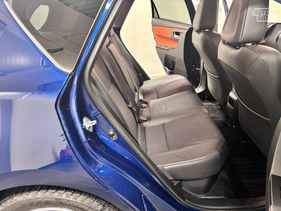 Blue Toyota Aygo 2018 in Kaunas, with an engine capacity of 0.00 L and mileage of 26 thousand km for 21726 €, photo 14 on AUTOMOTO.COM.LV
