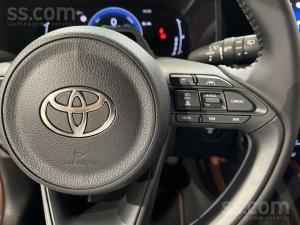 Brūns Toyota Aygo 2026 Ventspils, ar dzinēja tilpumu 1.50 L un nobraukumu 0 tūkst. km par 22735 €, foto 13 vietnē AUTOMOTO.COM.LV