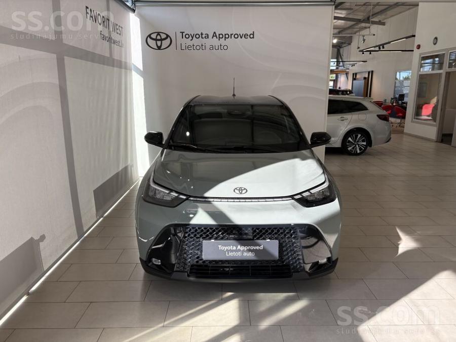 Green Toyota Aygo 2026 in Ventspils, with an engine capacity of 1.50 L and mileage of 0 thousand km for 21900 €, photo 21 on AUTOMOTO.COM.LV