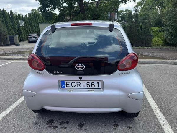 Pelēks Toyota Aygo 2008 Kauņa, ar dzinēja tilpumu 1.00 L un nobraukumu 230 tūkst. km par 700 €, foto 6 vietnē AUTOMOTO.COM.LV