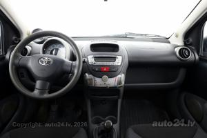 Grey Toyota Aygo 2008 in Tallinn, with an engine capacity of 1.00 L and mileage of 203 thousand km for 1199 €, photo 6 on AUTOMOTO.COM.LV