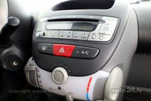 Grey Toyota Aygo 2008 in Tallinn, with an engine capacity of 1.00 L and mileage of 203 thousand km for 1199 €, photo 9 on AUTOMOTO.COM.LV
