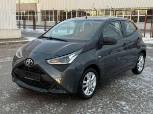 Grey Toyota Aygo 2020 in Rokiskis, with an engine capacity of 1.00 L and mileage of 108 thousand km for 4400 €, photo  on AUTOMOTO.COM.LV