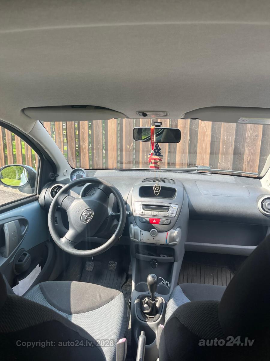 Toyota Aygo 2006 Tallina, ar dzinēja tilpumu 1.00 L un nobraukumu 130 tūkst. km par 1300 €, foto 8 vietnē AUTOMOTO.COM.LV