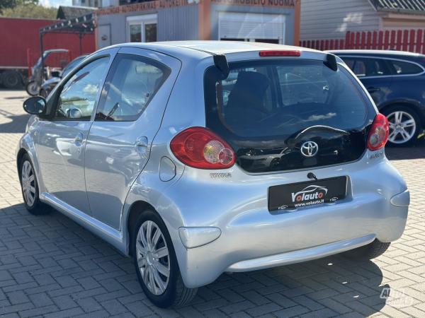 Toyota Aygo 2006 Pabradė vietnē Toyota Aygo 2006 Pabradė, ar dzinēja tilpumu 1.00 L un nobraukumu 172 tūkst. km par 1850 €, foto 3 vietnē AUTOMOTO.COM.LV