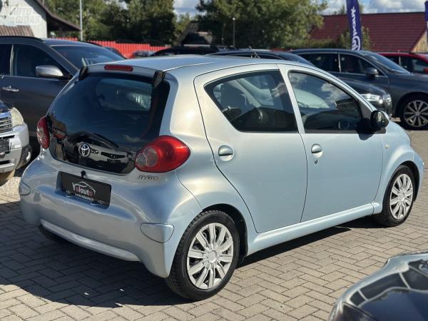 Toyota Aygo 2006 Pabradė vietnē Toyota Aygo 2006 Pabradė, ar dzinēja tilpumu 1.00 L un nobraukumu 172 tūkst. km par 1850 €, foto 5 vietnē AUTOMOTO.COM.LV