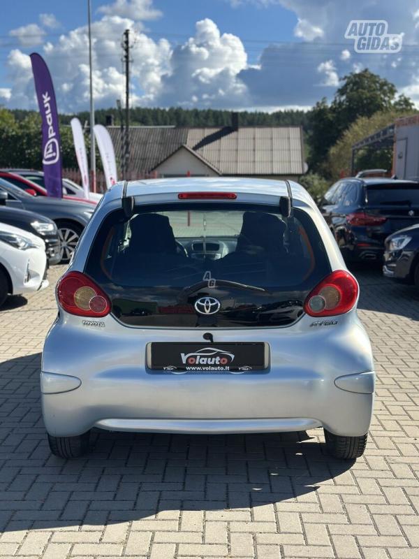 Toyota Aygo 2006 Pabradė vietnē Toyota Aygo 2006 Pabradė, ar dzinēja tilpumu 1.00 L un nobraukumu 172 tūkst. km par 1850 €, foto 6 vietnē AUTOMOTO.COM.LV