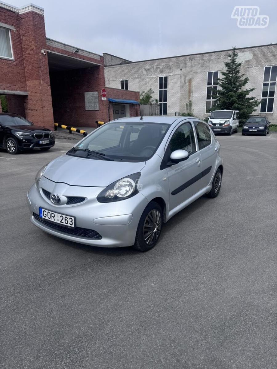 Toyota Aygo 2007 in Klaipeda, with an engine capacity of 1.00 L and mileage of 185 thousand km for 1500 €, photo 1 on AUTOMOTO.COM.LV