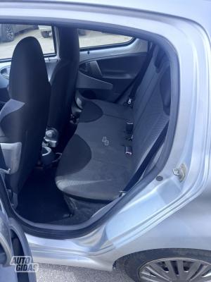 Toyota Aygo 2007 in Klaipeda, with an engine capacity of 1.00 L and mileage of 185 thousand km for 1500 €, photo 10 on AUTOMOTO.COM.LV