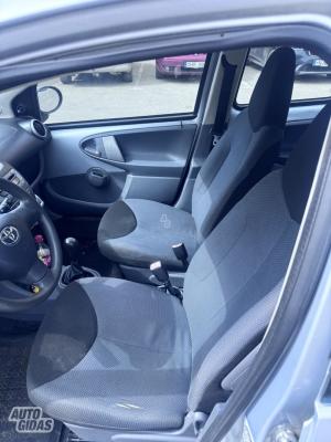Toyota Aygo 2007 in Klaipeda, with an engine capacity of 1.00 L and mileage of 185 thousand km for 1500 €, photo 13 on AUTOMOTO.COM.LV