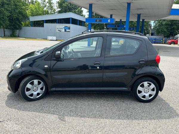 Toyota Aygo 2007 Marijampole, ar dzinēja tilpumu 1.00 L un nobraukumu 200 tūkst. km par 1650 €, foto 5 vietnē AUTOMOTO.COM.LV