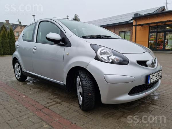 Toyota Aygo 2008 in Riga, with an engine capacity of 1.00 L and mileage of 173 thousand km for 1600 €, photo 2 on AUTOMOTO.COM.LV