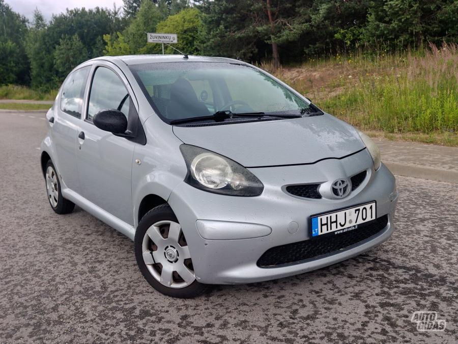 Toyota Aygo 2008 Viļņa, ar dzinēja tilpumu 1.00 L un nobraukumu 165 tūkst. km par 900 €, foto 1 vietnē AUTOMOTO.COM.LV