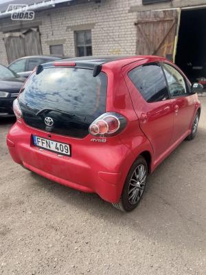 Toyota Aygo 2010 in Vilnius, with an engine capacity of 1.00 L and mileage of 98 thousand km for 2200 €, photo 6 on AUTOMOTO.COM.LV