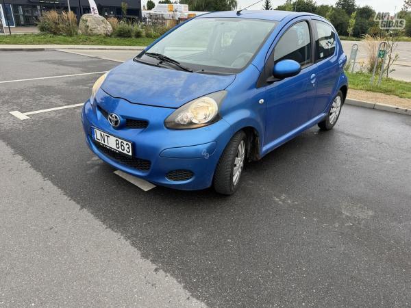 Toyota Aygo 2011 Viļņa, ar dzinēja tilpumu 1.00 L un nobraukumu 157 tūkst. km par 1750 €, foto 1 vietnē AUTOMOTO.COM.LV
