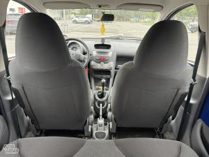 Toyota Aygo 2011 Viļņa, ar dzinēja tilpumu 1.00 L un nobraukumu 157 tūkst. km par 1750 €, foto 9 vietnē AUTOMOTO.COM.LV