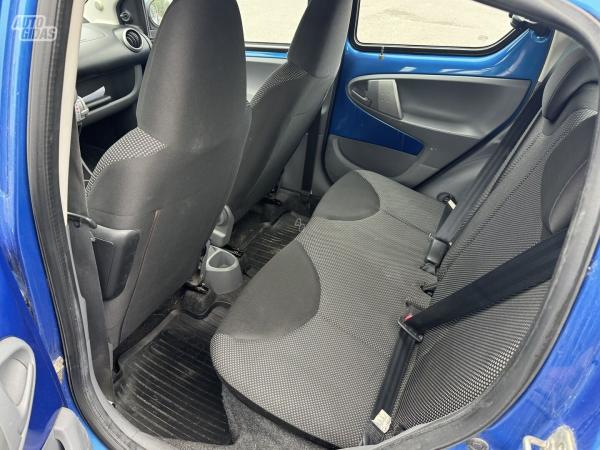 Toyota Aygo 2011 Viļņa, ar dzinēja tilpumu 1.00 L un nobraukumu 157 tūkst. km par 1750 €, foto 11 vietnē AUTOMOTO.COM.LV