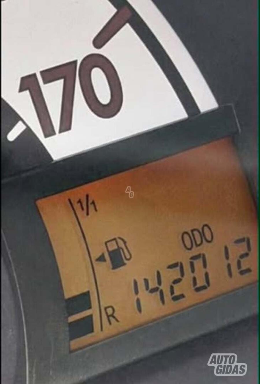 Toyota Aygo 2012 Šauļi, ar dzinēja tilpumu 1.20 L un nobraukumu 142 tūkst. km par 2000 €, foto 4 vietnē AUTOMOTO.COM.LV