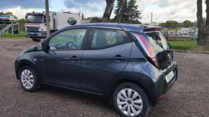 Toyota Aygo 2015 Klaipėda, ar dzinēja tilpumu 1.00 L un nobraukumu 95 tūkst. km par 4950 €, foto 5 vietnē AUTOMOTO.COM.LV