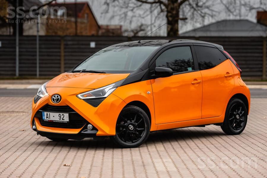 Toyota Aygo 2019 in Jelgava, with an engine capacity of 1.00 L and mileage of 24 thousand km for 14900 €, photo 1 on AUTOMOTO.COM.LV