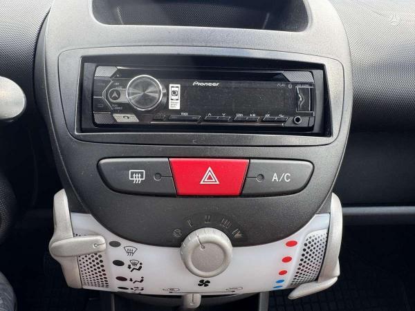 Toyota Aygo 2012 in Kaunas on AUTOMOTO.COM.LV Orange Toyota Aygo 2012 in Kaunas, with an engine capacity of 1.00 L and mileage of 121 thousand km for 3350 β¬, photo 11 on AUTOMOTO.COM.LV