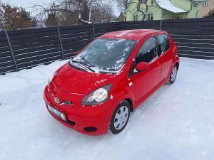 Red Toyota Aygo 2009 in Marijampole, with an engine capacity of 1.00 L and mileage of 162 thousand km for 1650 €, photo  on AUTOMOTO.COM.LV