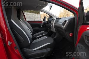 Sarkans Toyota Aygo 2018 Jelgava, ar dzinēja tilpumu 1.00 L un nobraukumu 225 tūkst. km par 5300 €, foto 9 vietnē AUTOMOTO.COM.LV