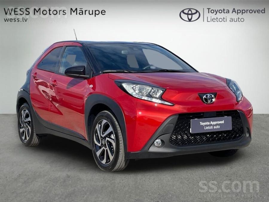 Sarkans Toyota Aygo 2024 Rīga, ar dzinēja tilpumu 1.00 L un nobraukumu 12 tūkst. km par 16990 €, foto 19 vietnē AUTOMOTO.COM.LV