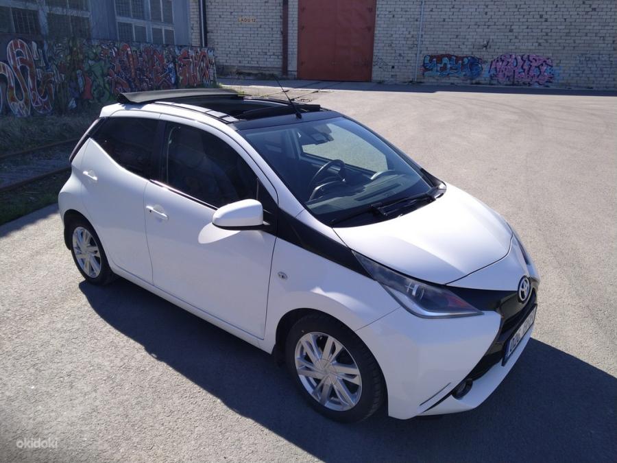 Balts Toyota Aygo 2016 Tallina, ar dzinēja tilpumu 1.00 L un nobraukumu 152 tūkst. km par 10990 €, foto 12 vietnē AUTOMOTO.COM.LV