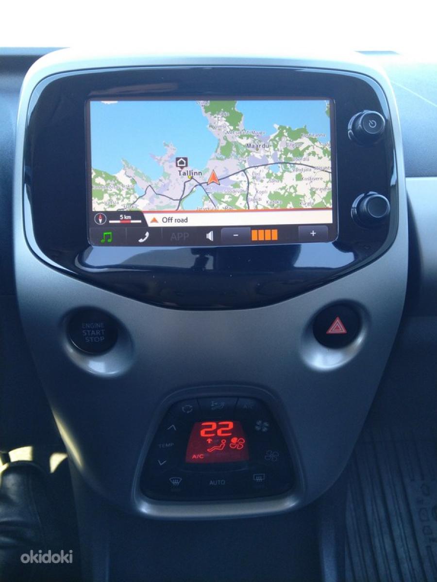 Balts Toyota Aygo 2016 Tallina, ar dzinēja tilpumu 1.00 L un nobraukumu 152 tūkst. km par 10990 €, foto 17 vietnē AUTOMOTO.COM.LV