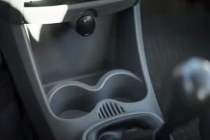 Balts Toyota Aygo 2010 Liepāja, ar dzinēja tilpumu 1.00 L un nobraukumu 94 tūkst. km par 3800 €, foto 23 vietnē AUTOMOTO.COM.LV