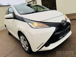White Toyota Aygo 2017 in Riga, with an engine capacity of 1.00 L and mileage of 65 thousand km for 6400 €, photo 10 on AUTOMOTO.COM.LV