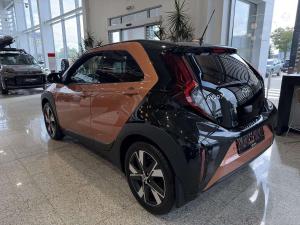 Коричневый Тойота Aygo X 2026 в Шяуляй, объемом двигателя 1.49 л и пробегом 0 тыс. км за 22820 €, фото 4 на AUTOMOTO.COM.LV