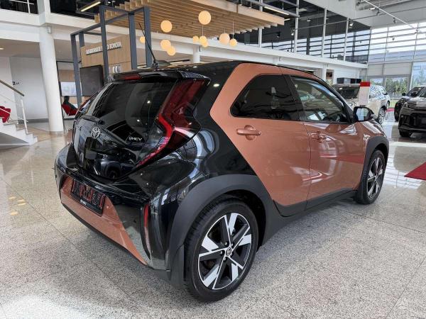Коричневый Тойота Aygo X 2026 в Шяуляй, объемом двигателя 1.49 л и пробегом 0 тыс. км за 22820 €, фото 5 на AUTOMOTO.COM.LV