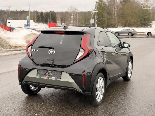 Тойота Aygo X 2022 в Вильнюс, объемом двигателя 1.00 л и пробегом 112 тыс. км за 13300 €, фото 6 на AUTOMOTO.COM.LV