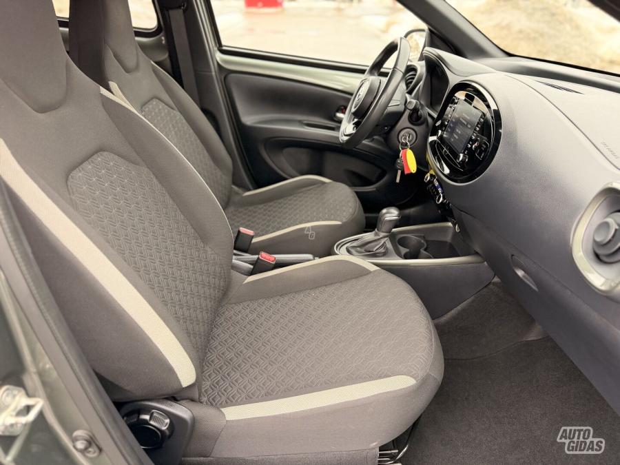 Тойота Aygo X 2022 в Вильнюс, объемом двигателя 1.00 л и пробегом 112 тыс. км за 13300 €, фото 19 на AUTOMOTO.COM.LV