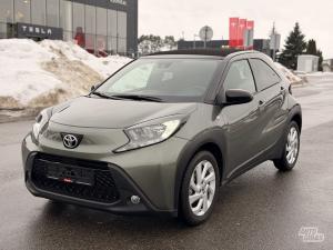 Toyota Aygo X 2022 in Vilnius, with an engine capacity of 1.00 L and mileage of 112 thousand km for 12950 €, photo 3 on AUTOMOTO.COM.LV