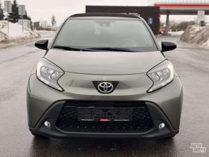 Toyota Aygo X 2022 in Vilnius, with an engine capacity of 1.00 L and mileage of 112 thousand km for 12950 €, photo 3 on AUTOMOTO.COM.LV