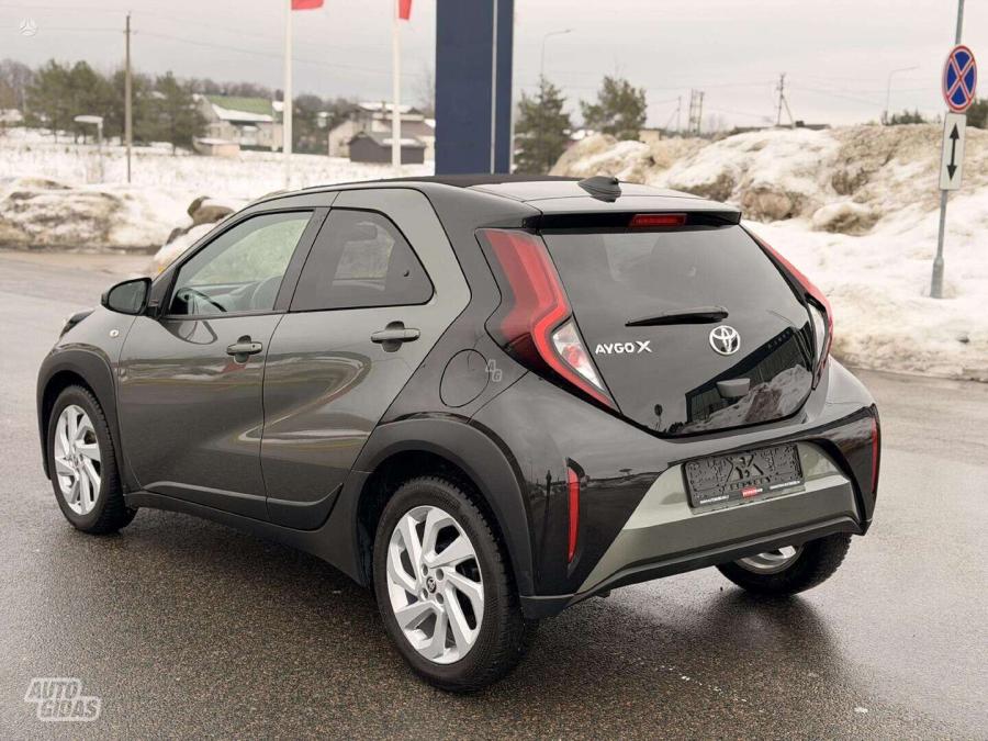 Toyota Aygo X 2022 in Vilnius, with an engine capacity of 1.00 L and mileage of 112 thousand km for 12950 €, photo 7 on AUTOMOTO.COM.LV