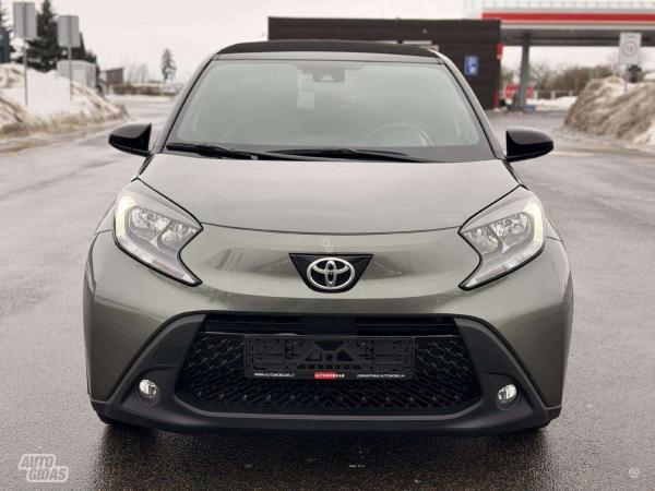 Toyota Aygo X 2022 in Vilnius, with an engine capacity of 1.00 L and mileage of 112 thousand km for 12950 €, photo 2 on AUTOMOTO.COM.LV