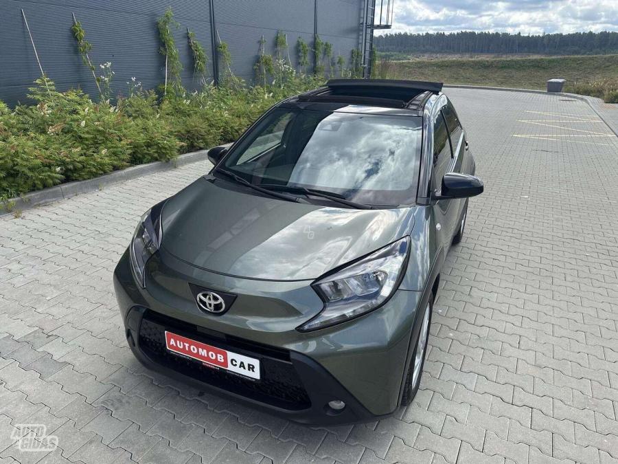 Тойота Aygo X 2022 в Вильнюс, объемом двигателя 1.00 л и пробегом 112 тыс. км за 11550 €, фото 3 на AUTOMOTO.COM.LV
