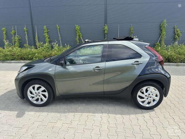 Тойота Aygo X 2022 в Вильнюс, объемом двигателя 1.00 л и пробегом 112 тыс. км за 11550 €, фото 6 на AUTOMOTO.COM.LV